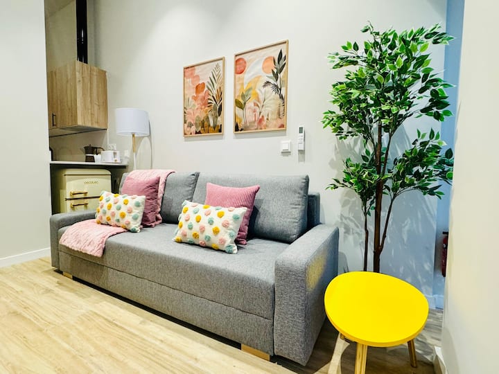 Cozy & Stylish Flat Close To Center - 