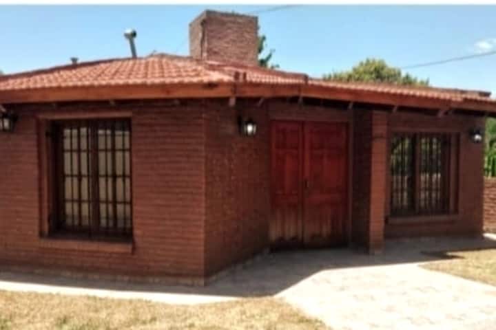 Casa En Alquiler Colonia Caroya - Jesús María
