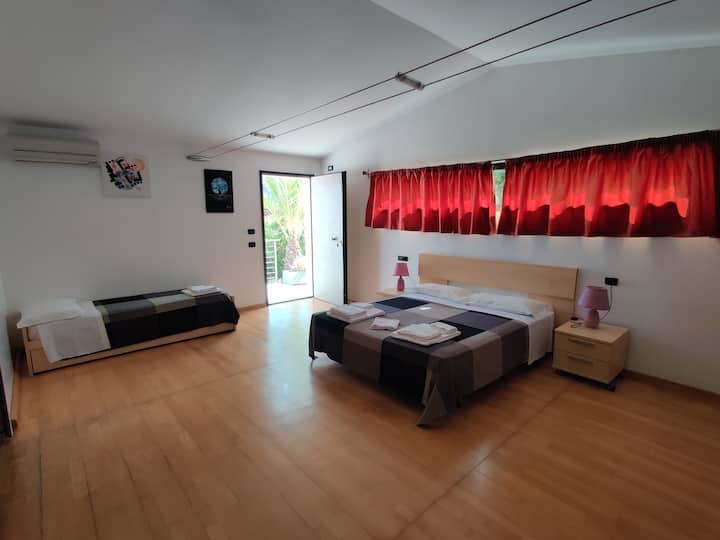 Appartamento Vista Mare Con Giardino - Cardedu