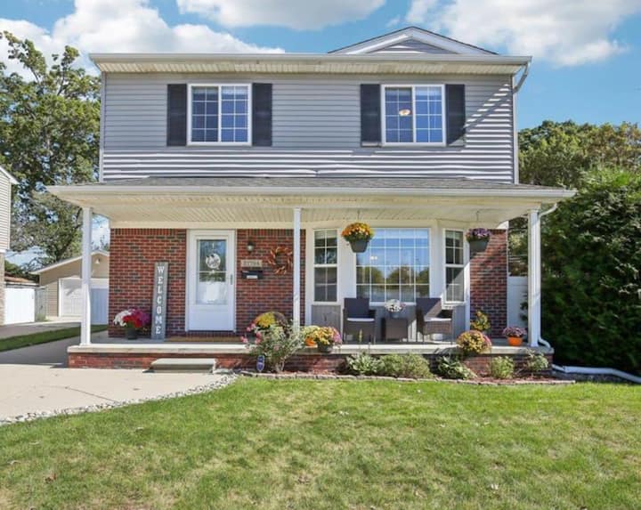 Luxurydreamhome(5b2b, Bigtv, Deck, Fencedyard&gym) - Royal Oak, MI