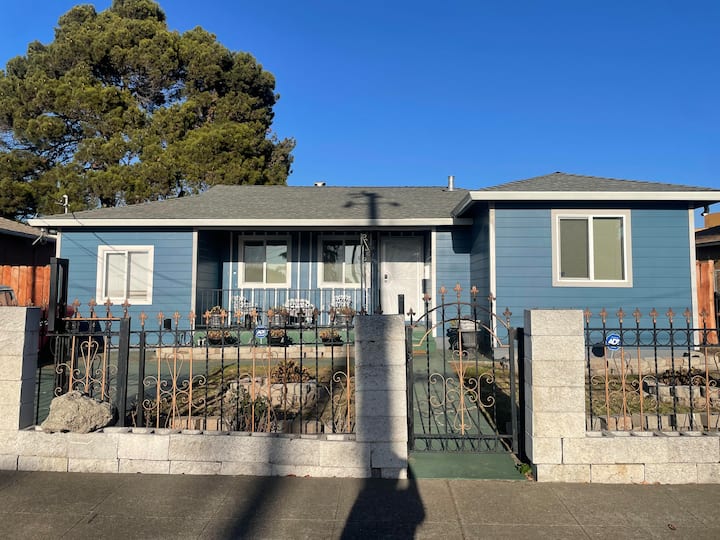 Chambers Comforts Home - San Leandro, CA
