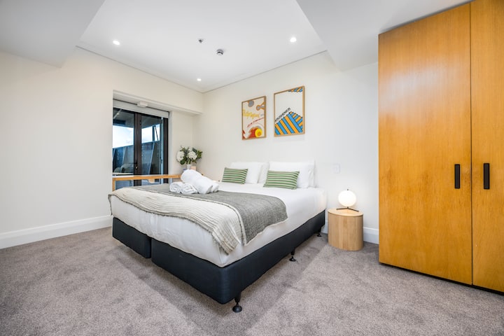 Stunning Viaduct Apartment With Harbour Views - Auckland