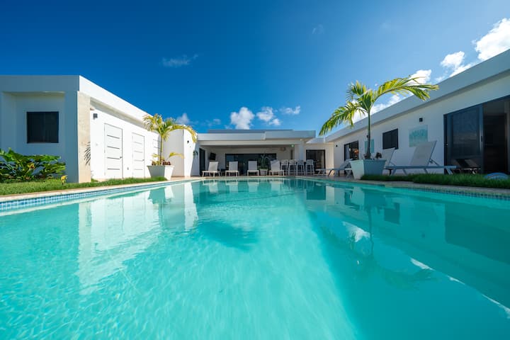 Luxury Getaway • Gate Comunity - Sosúa