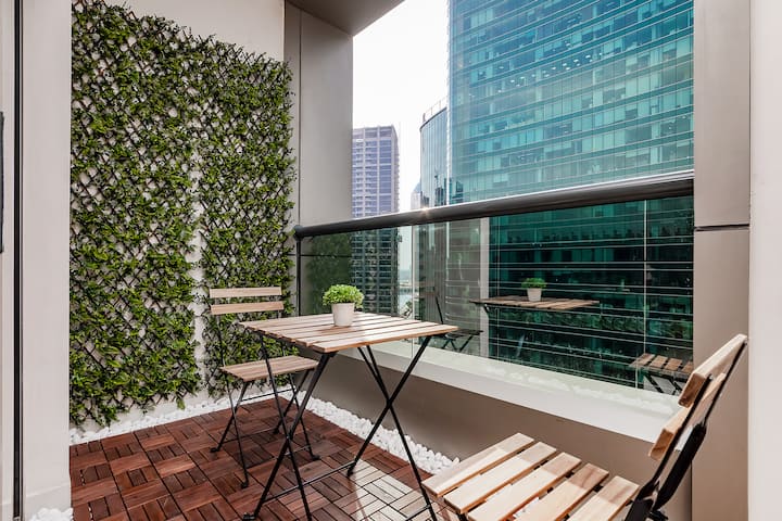 Mins From Dubai Mall/luxe Studio By Damac - Dubái