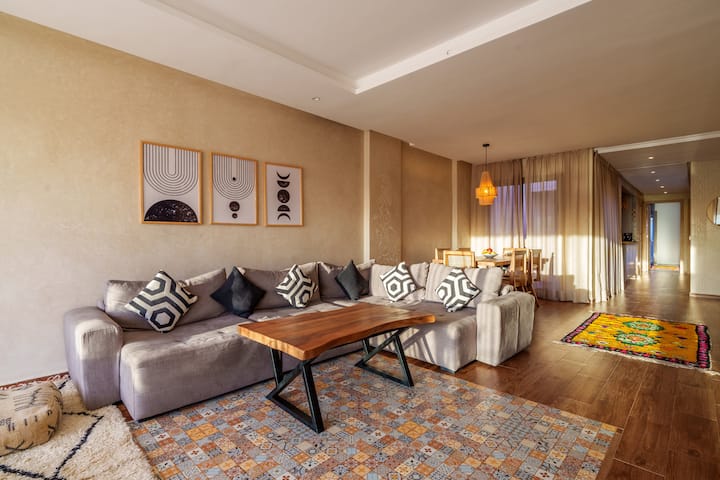 Spacious Luxury Apartment With Heated Pool  Center - Marrakesh