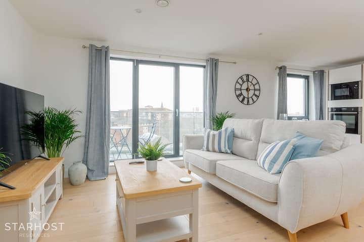 Amazing 2 Bedroom Apartment With Marina Views - Southampton