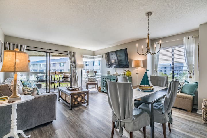 2nd Floor Condo! Views/king Bed/ Screened Porch - Hunting Island State Park, Beaufort