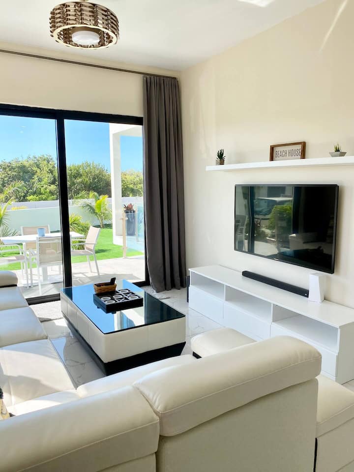 Grace Bay Hideaway. 1 Bedroom, Central Grace Bay. - Turks and Caicos Islands