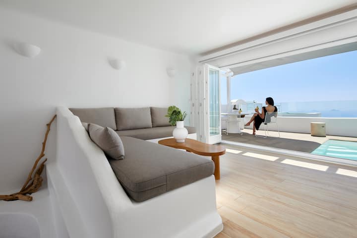 Olia Villa, Imerovigli, Thira - Oia