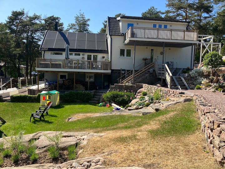 Spacious Beautiful House Close To Nature - Göteborg