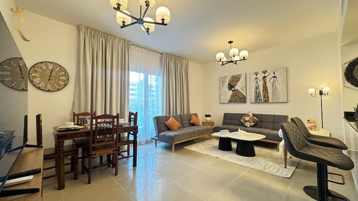 Al Reef Vibrant 1br | Comfort Zone & Gym Access - Abou Dabi