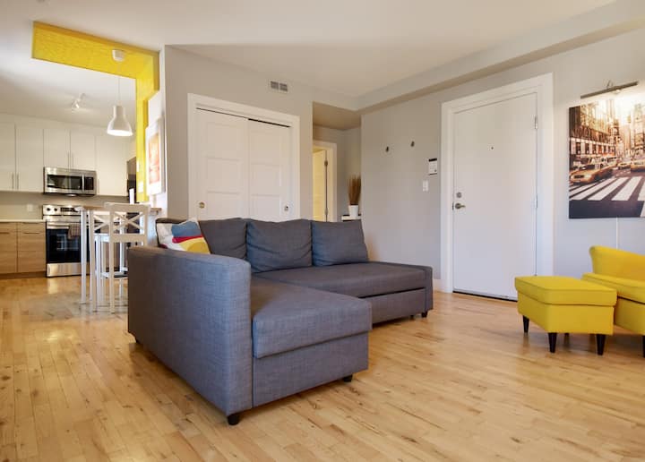 Downtown 1 Bedroom Suite With Free Parking - 蒙頓
