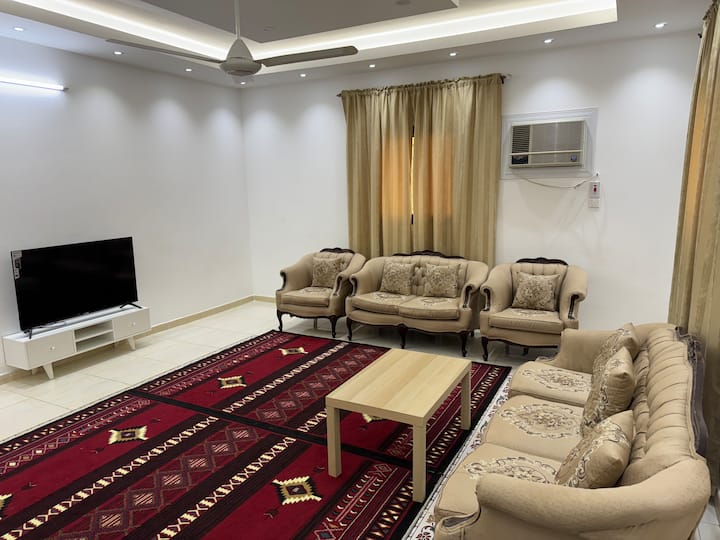 Large Family Apartment - Mecca