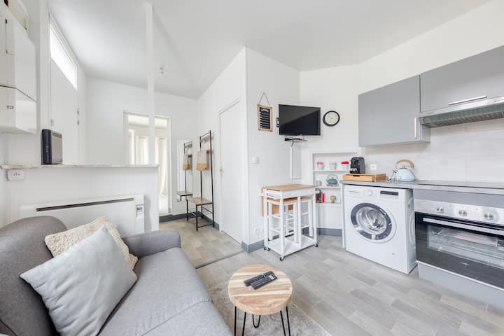 Paisible, Terrasse, Paris : Tram Et Rer C - Maisons-Alfort