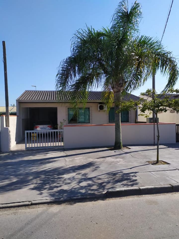 Casa A 650 Metros Da Praia - Guaratuba