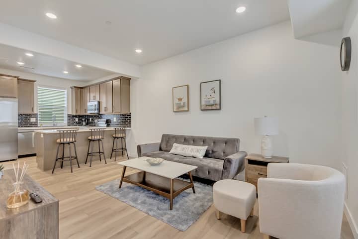 Cozy Downtown Townhome Retreat - Salt Lake City
