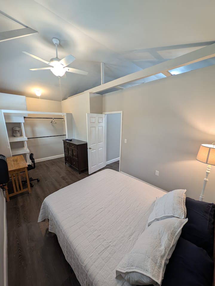 Cozy Guesthouse - Milledgeville, GA
