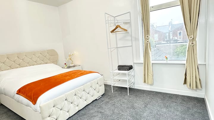Large Double Room In Portsmouth - Portsmouth