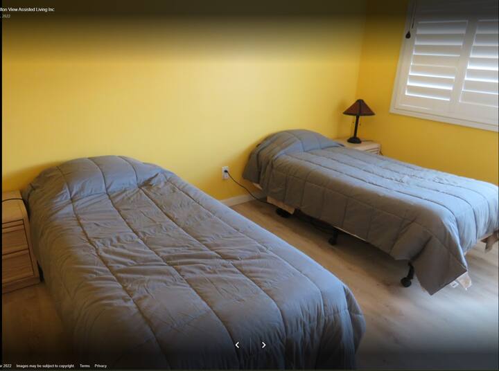 Cozy Room Great Location - Desert Hot Springs, CA