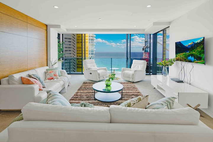 Broadbeach Oceanview Haven: 3br +3bd +2 Parking - Broadbeach