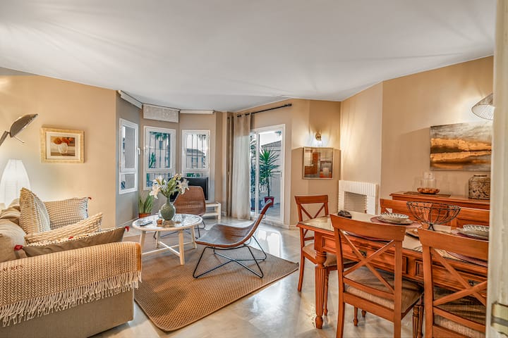 Banus Spacious Penthouse - Marbella