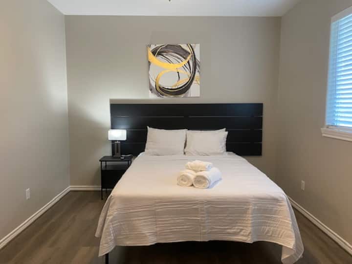 2 Bdrm Suite - Great Location -B - ハンブル, TX