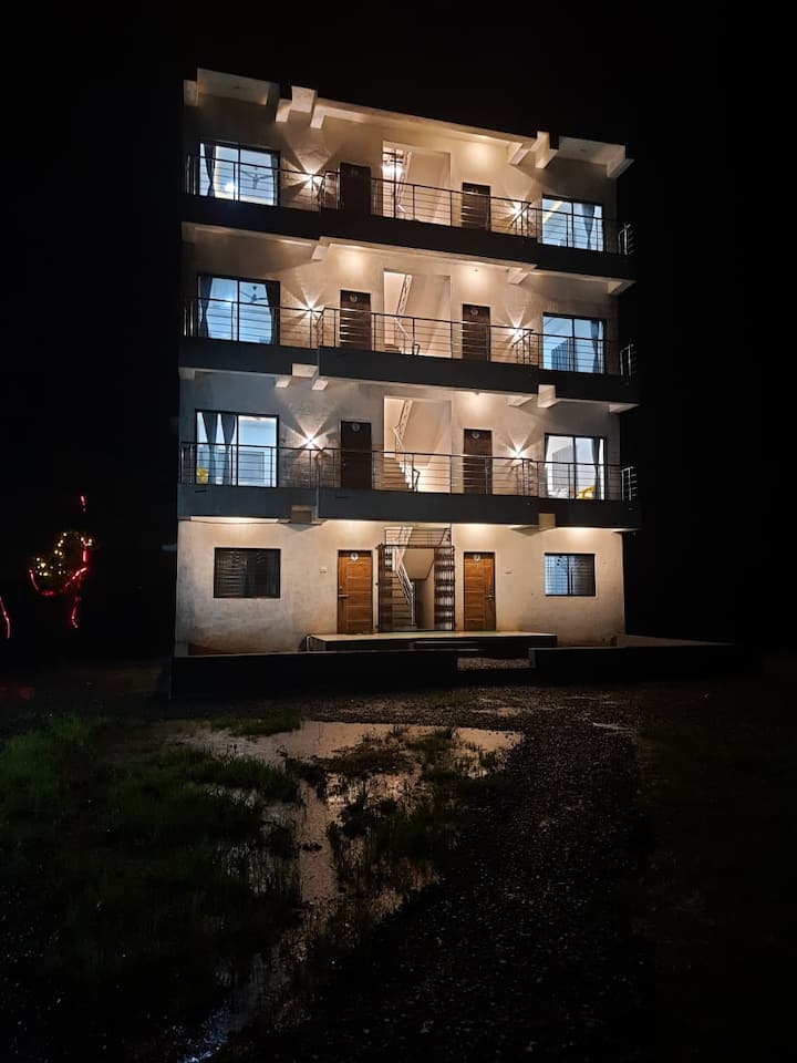 Deluxe Rooms With Two Balconies - Bhandardara