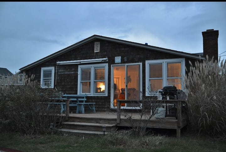The Classey Cottage - Charlestown, RI