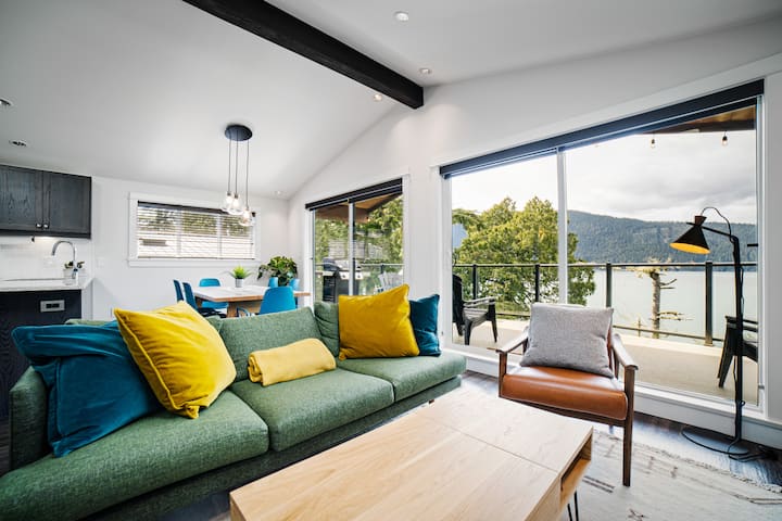 Sitka House - Port Renfrew