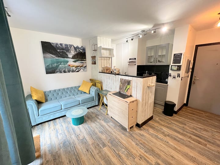 T1 Bis Calme Avec Jardin Privé -Proche Lyon - Vaulx-en-Velin