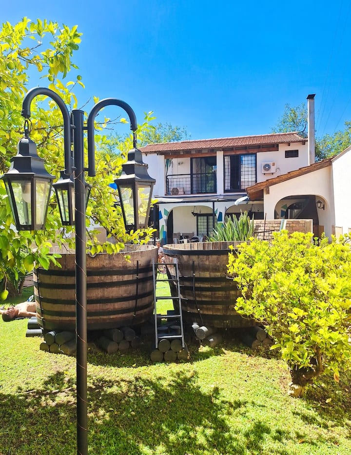 Fuxia House - 20pax - Mendoza
