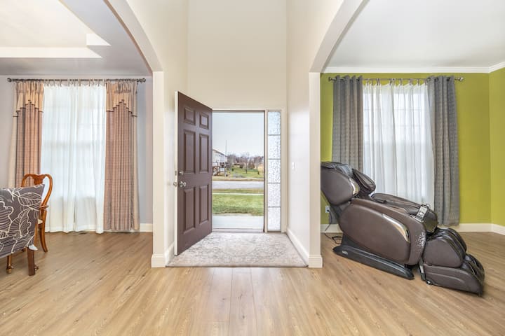 4 Bedroom House Near Ann Arbor Um - Ypsilanti, MI