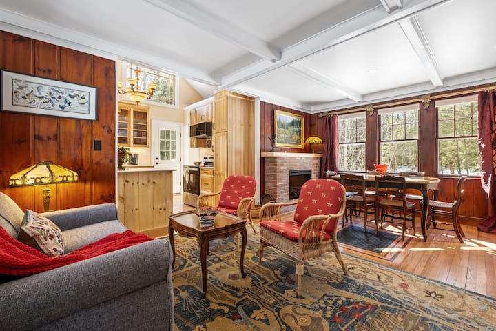 Exquisite 1-bedroom Cottage - Winslow State Park, Wilmot