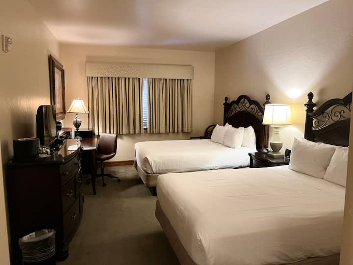 2020 • 4-star Zermatt Resort Double Queen Suite - Midway, UT
