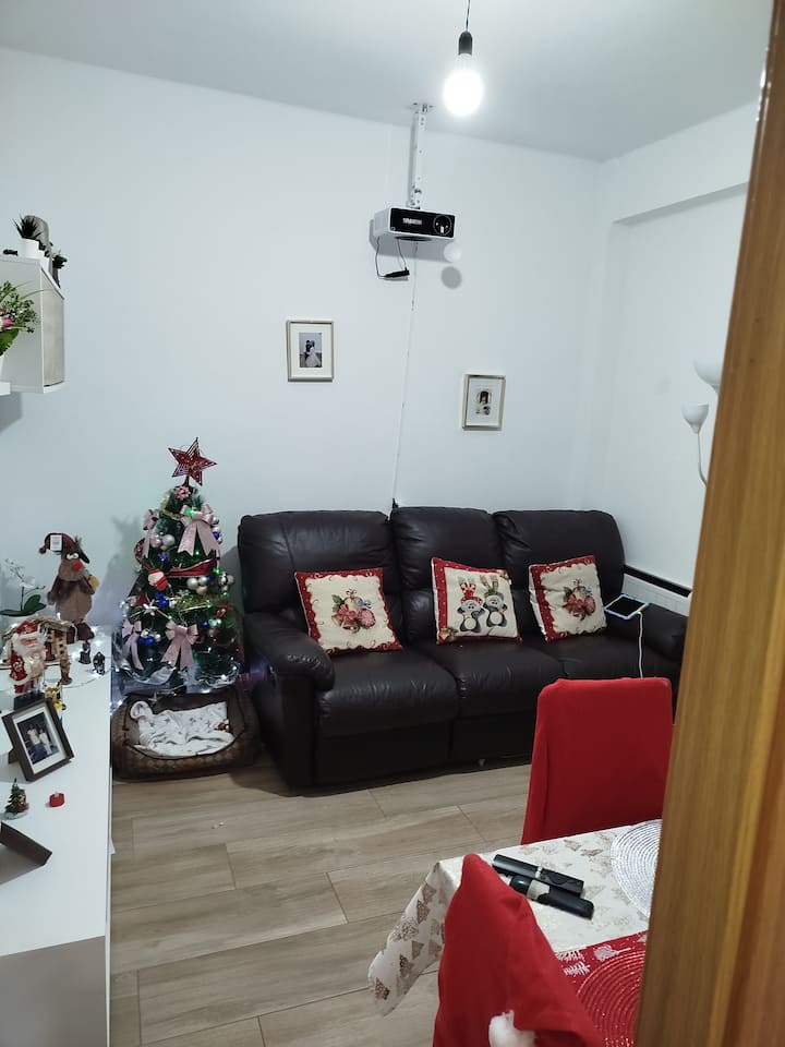 Un Lugar Como En Tu Casa. - Zaragoza, España