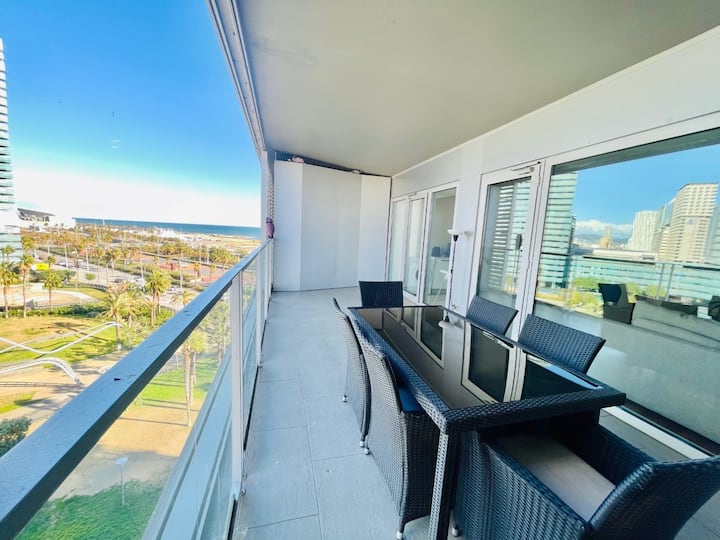 Akira Flats Llum 7th Floor -