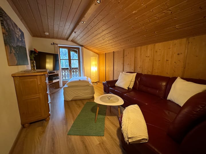 Leitenlehen-2p-mansardenwohnung Mit Bergblick - Berchtesgaden