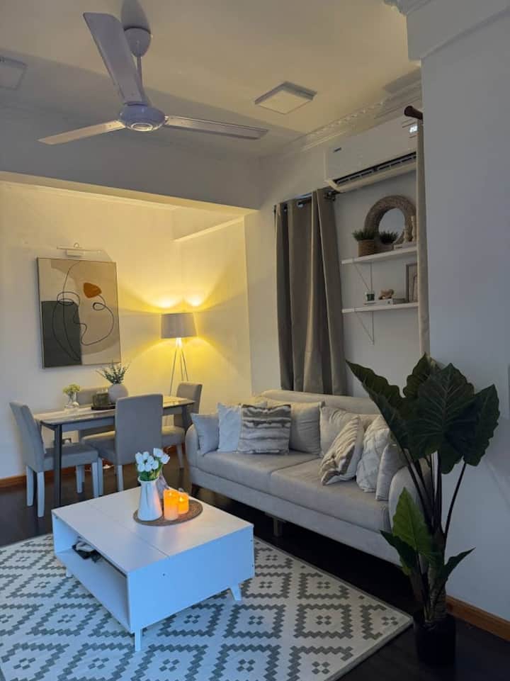 Nalahost 2br Seaview Terrace Apt - Malé