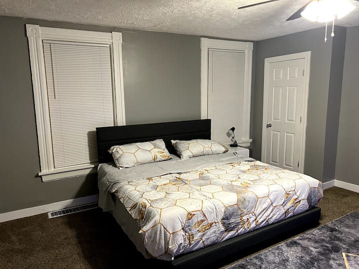 3-bedroom Getaway In The Heart Of Otr - Cincinnati, OH