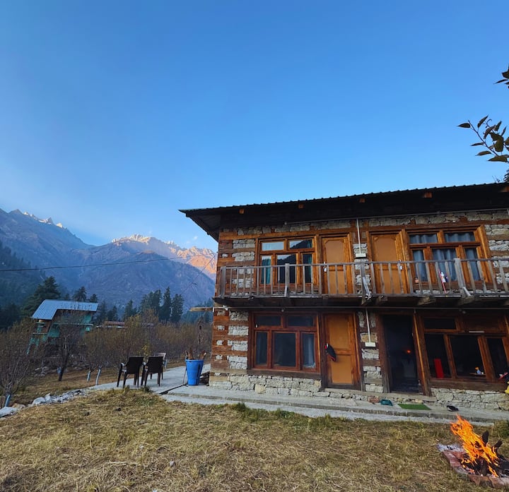 Enter The Wild  Forest Guesthouse, Kalgha - Tosh