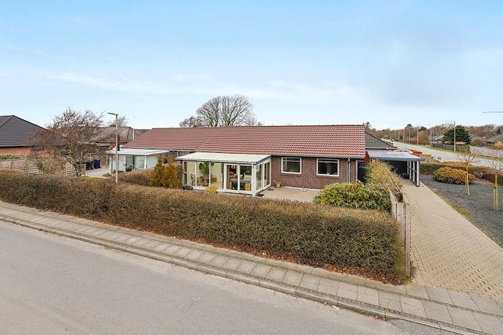 Centralt Beliggende Hus I Hjerting, Esbjerg - Esbjerg