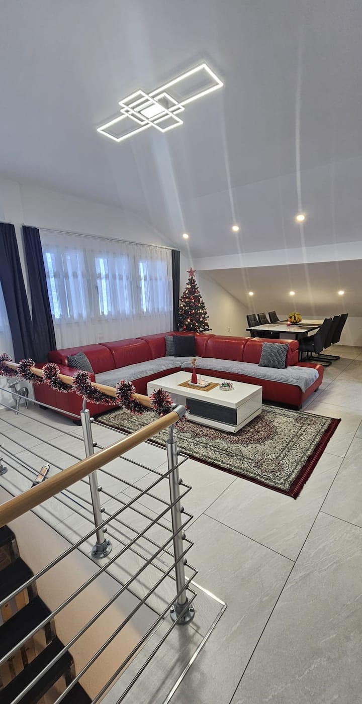 Modern Alpine Stay Near Interlaken – Family - Meiringen