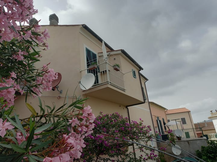 Trilocale In Centro Storico - Porto Azzurro