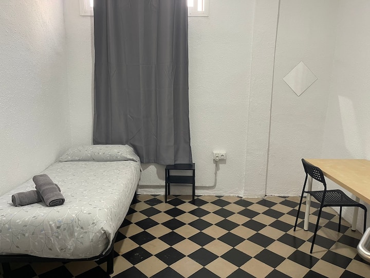 Habitación Privada Plaza Constitución - Málaga