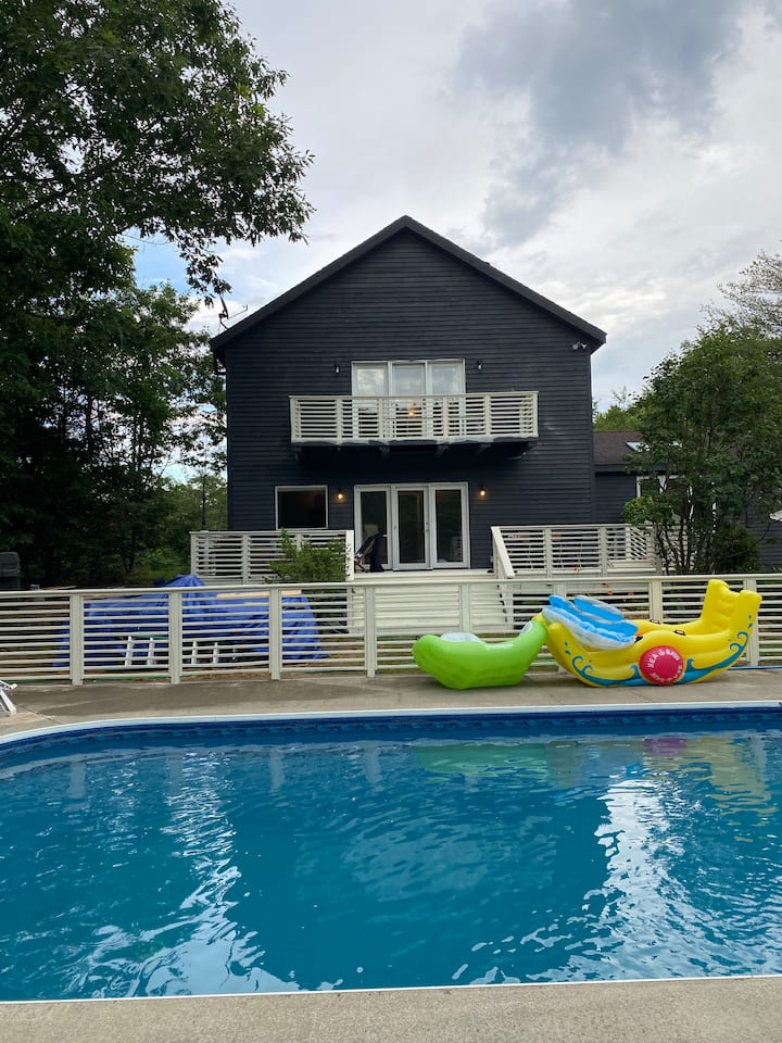 Kate Yaeger Home - Woodstock, NY