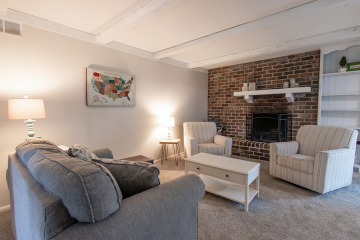 The Luxe On Lakeland - Full Home - Wichita, KS