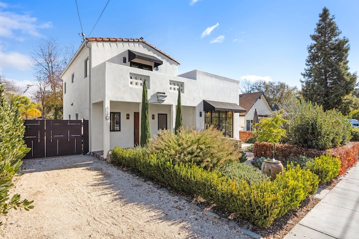 Downtown Contemporary 2-story - Ojai, CA