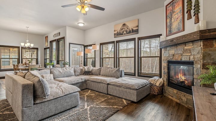 Getaway At Lazy Bear Lodge! - Shepherd Lake, ID