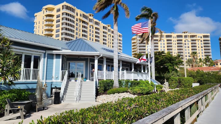 Luxury Resort Living Condo - Cape Coral, FL