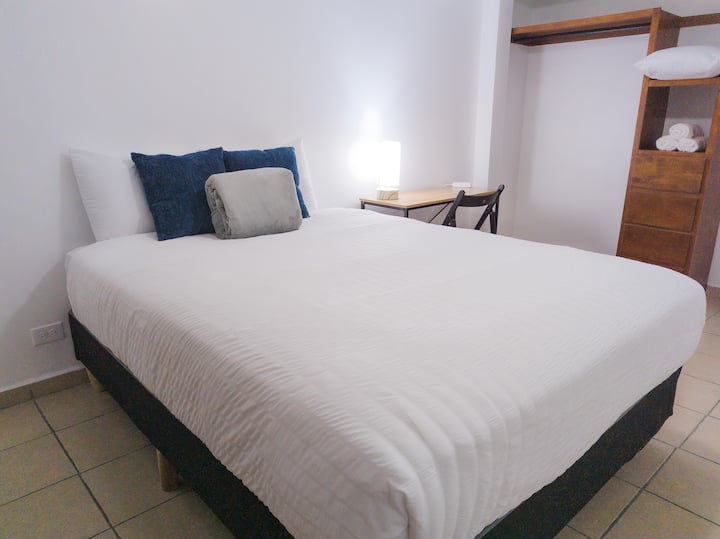 Céntrico+recién Remodelado+parking Privado. - Tijuana